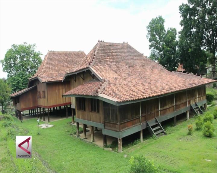 Mengenal Tradisi Palembang di Rumah Limas - ANTARA News